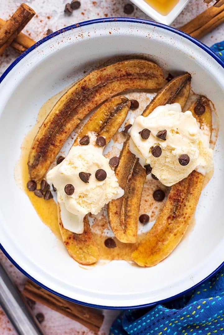 Honey Baked Bananas - Hungry Healthy Happy
