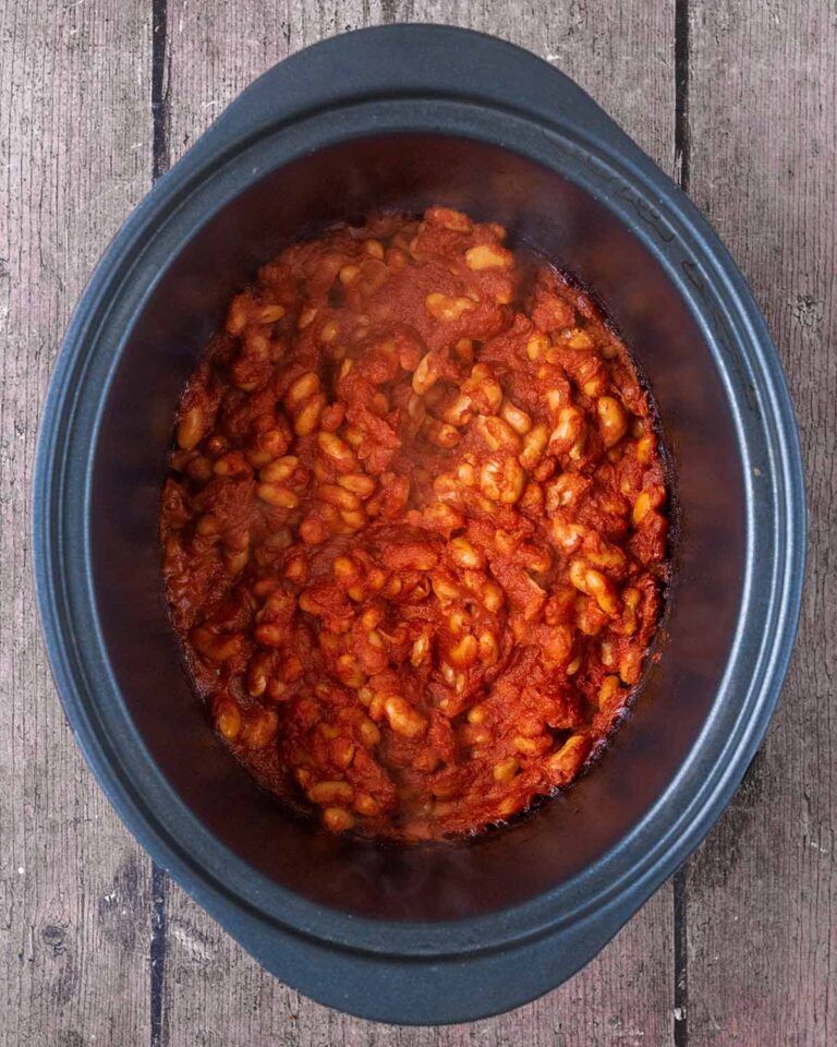 Slow Cooker Baked Beans - Hungry Healthy Happy