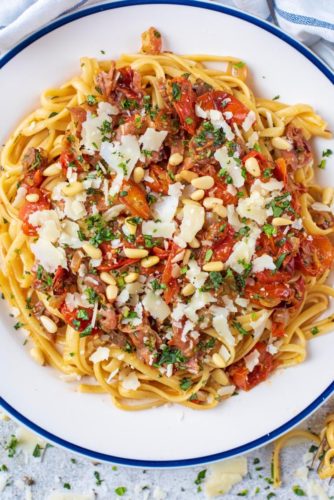 Roasted Tomato and Basil Pasta with Parma Ham - Hungry Healthy Happy