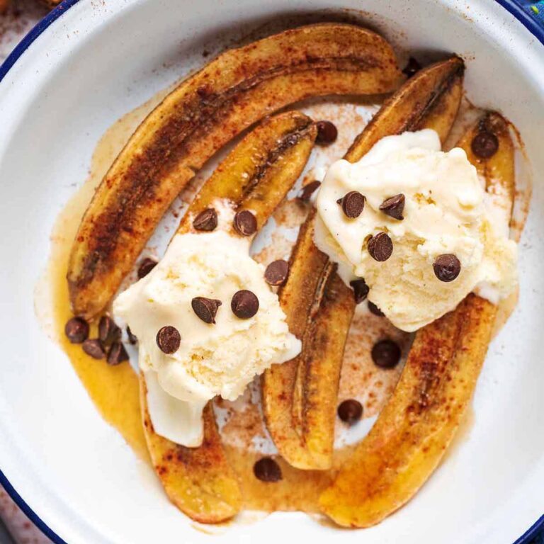 Honey Baked Bananas - Hungry Healthy Happy