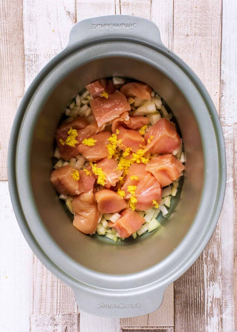 EASY Slow Cooker Chicken Curry - Hungry Healthy Happy
