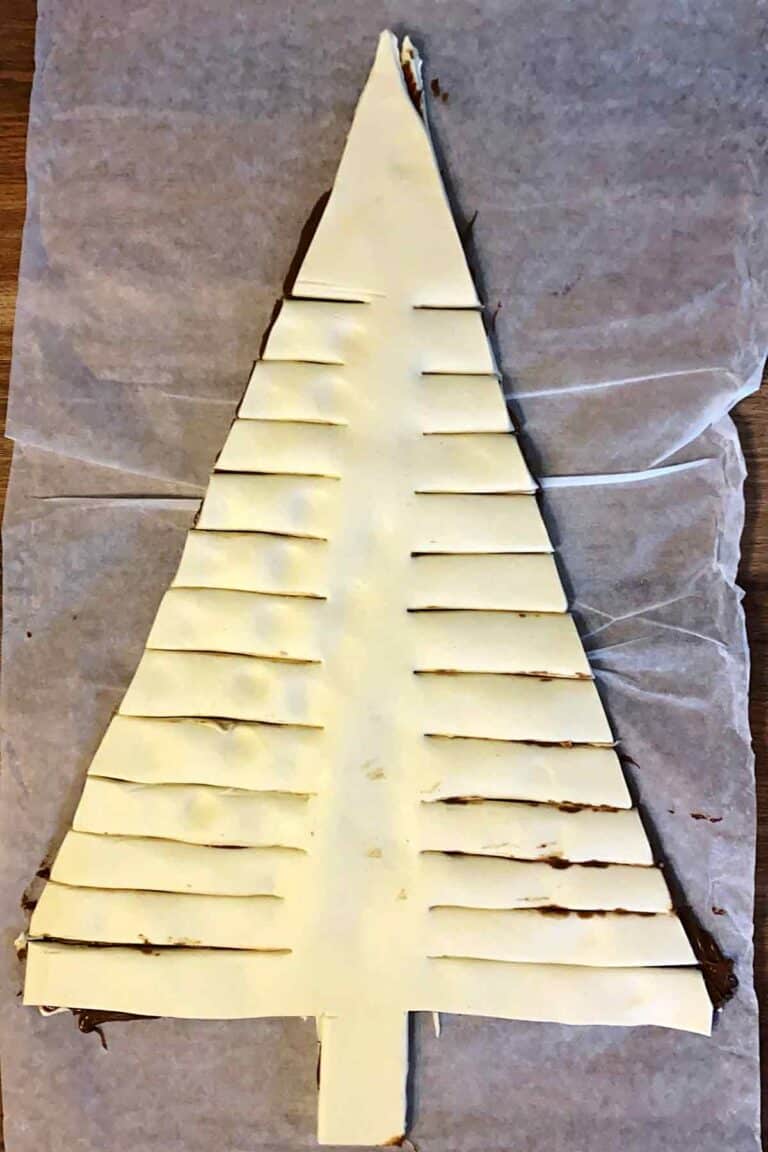 Puff Pastry Nutella Christmas Tree - Hungry Healthy Happy