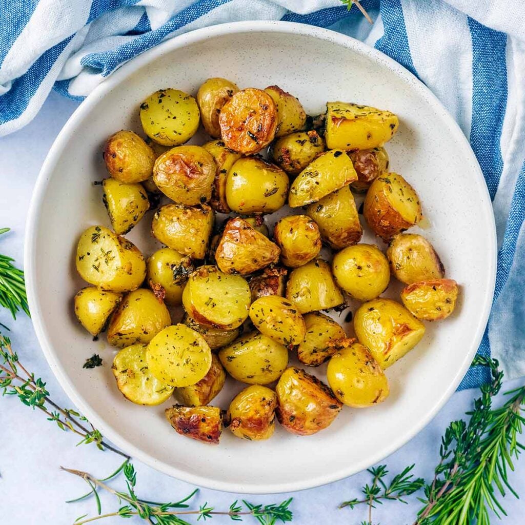 Roasted New Potatoes - Hungry Healthy Happy