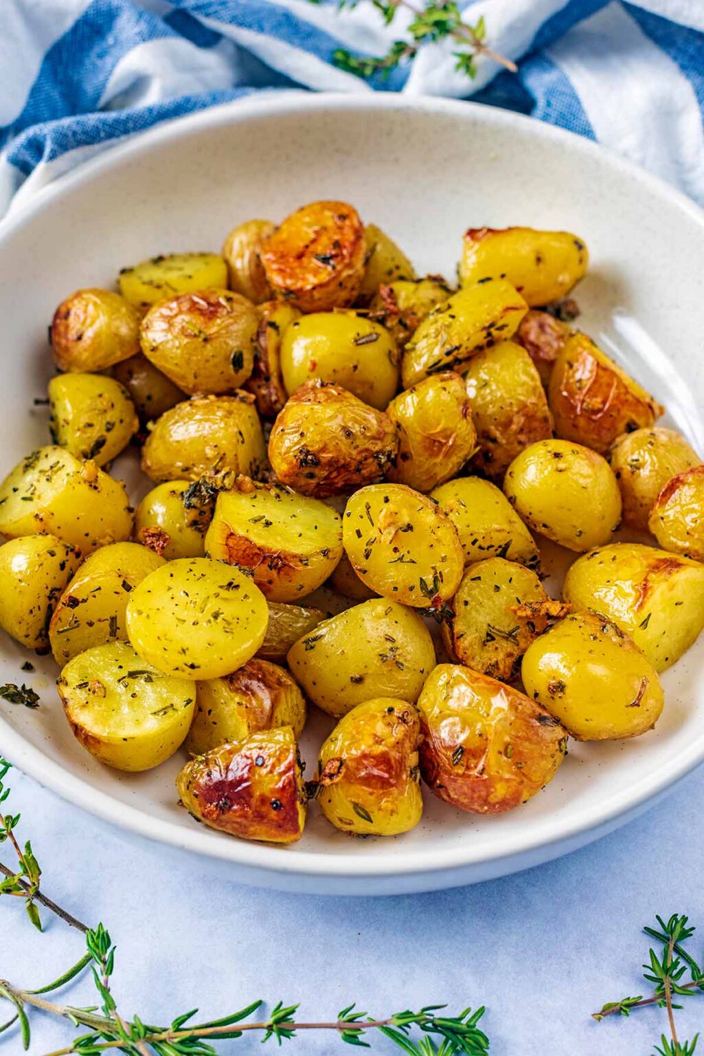 Roasted New Potatoes - Hungry Healthy Happy