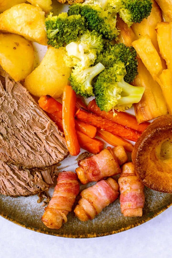 Air Fryer Pigs in Blankets - Hungry Healthy Happy