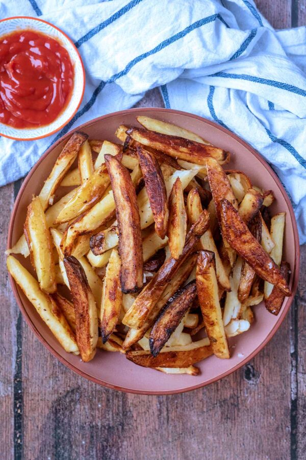 Easy Homemade Oven Chips - Hungry Healthy Happy