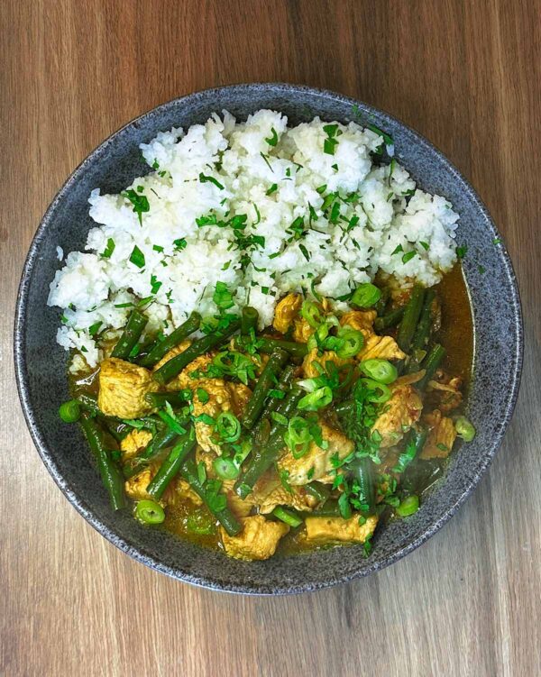 30 Minute Chinese Chicken Curry - Hungry Healthy Happy
