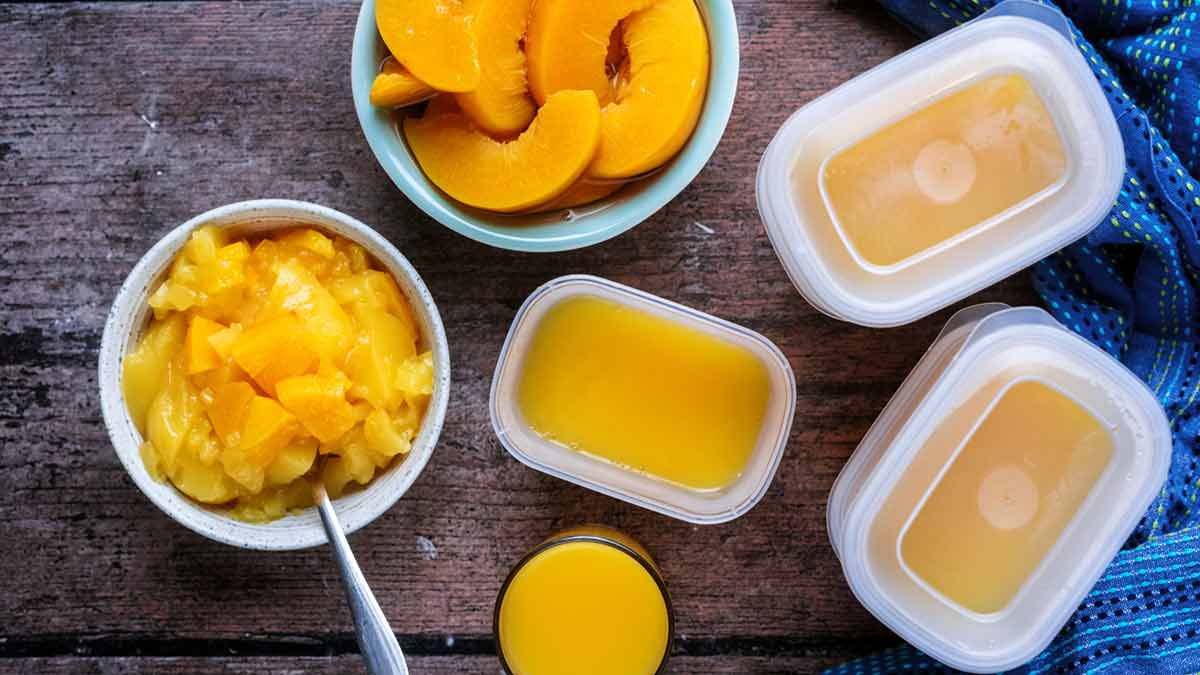Low Calorie Fruit Jelly Pots - Hungry Healthy Happy