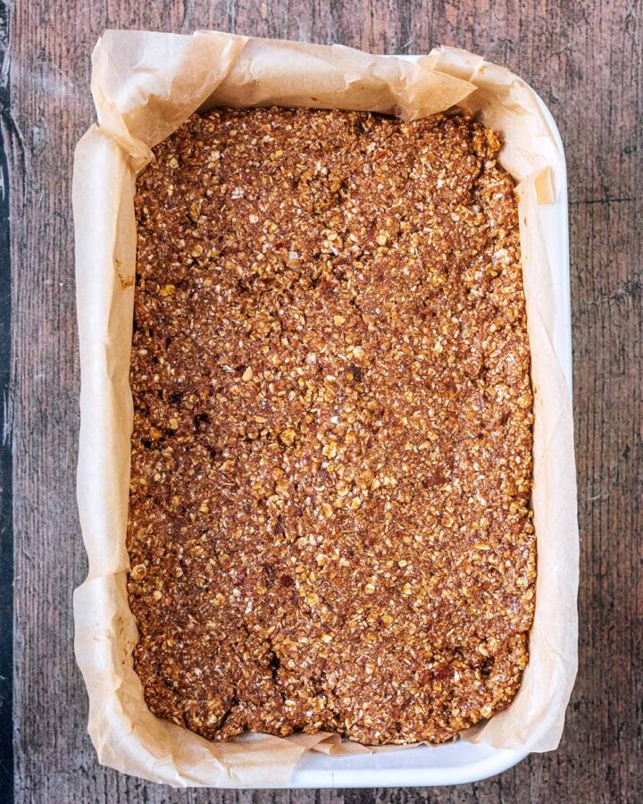 No Bake Homemade Protein Bar Recipe - Hungry Healthy Happy