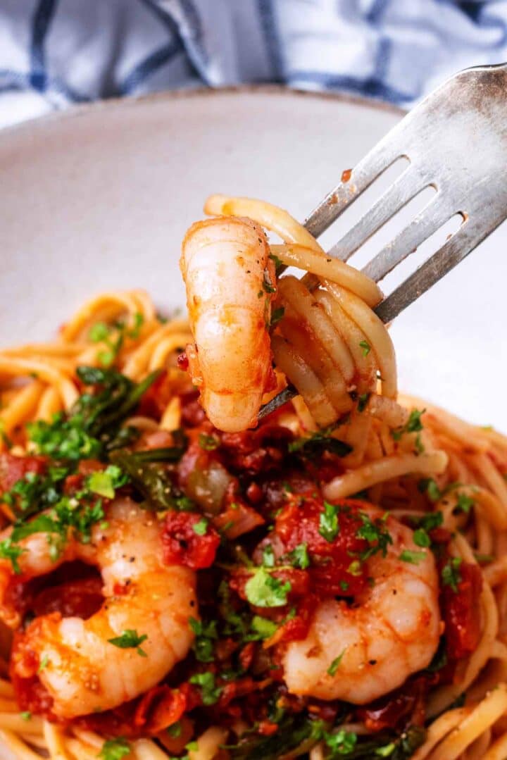 Chilli Prawn Linguine - Hungry Healthy Happy