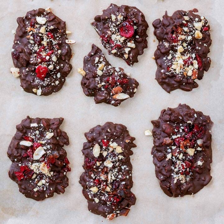 Carrot Cake Oat Bars - Hungry Healthy Happy