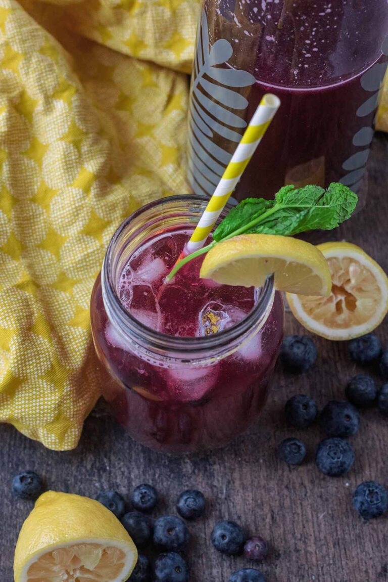 Sparkling Blueberry Lemonade - Hungry Healthy Happy