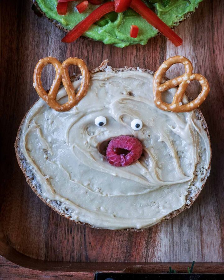 Christmas Bagels - Hungry Healthy Happy