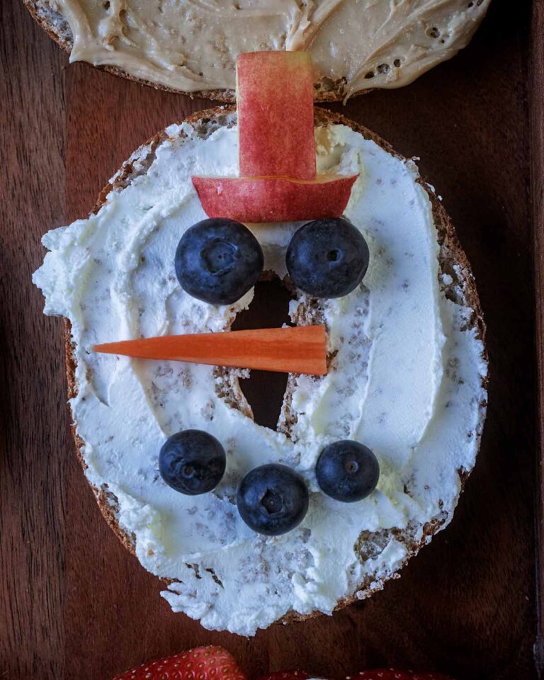 Christmas Bagels - Hungry Healthy Happy